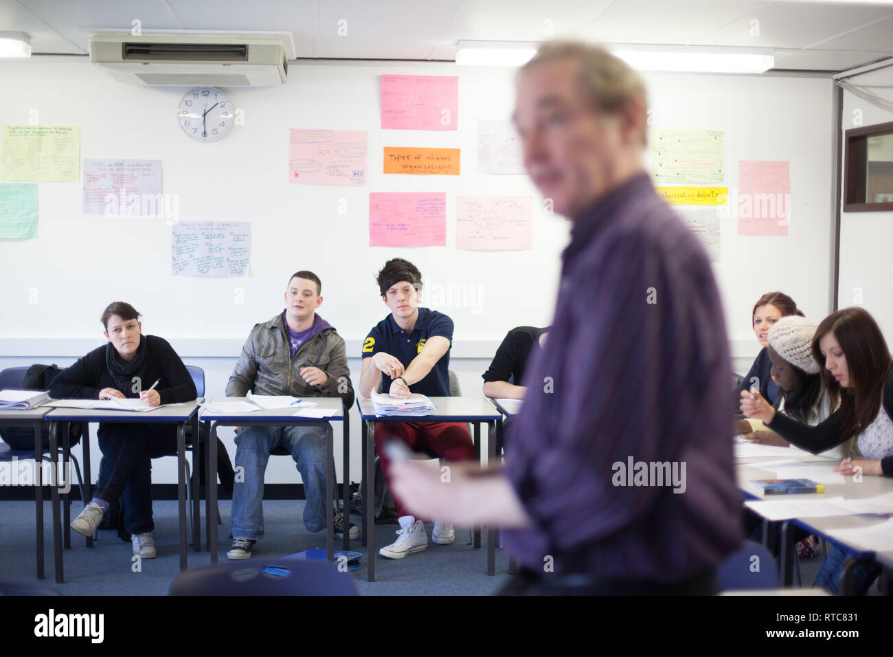 students studying English at a further education college in London ...