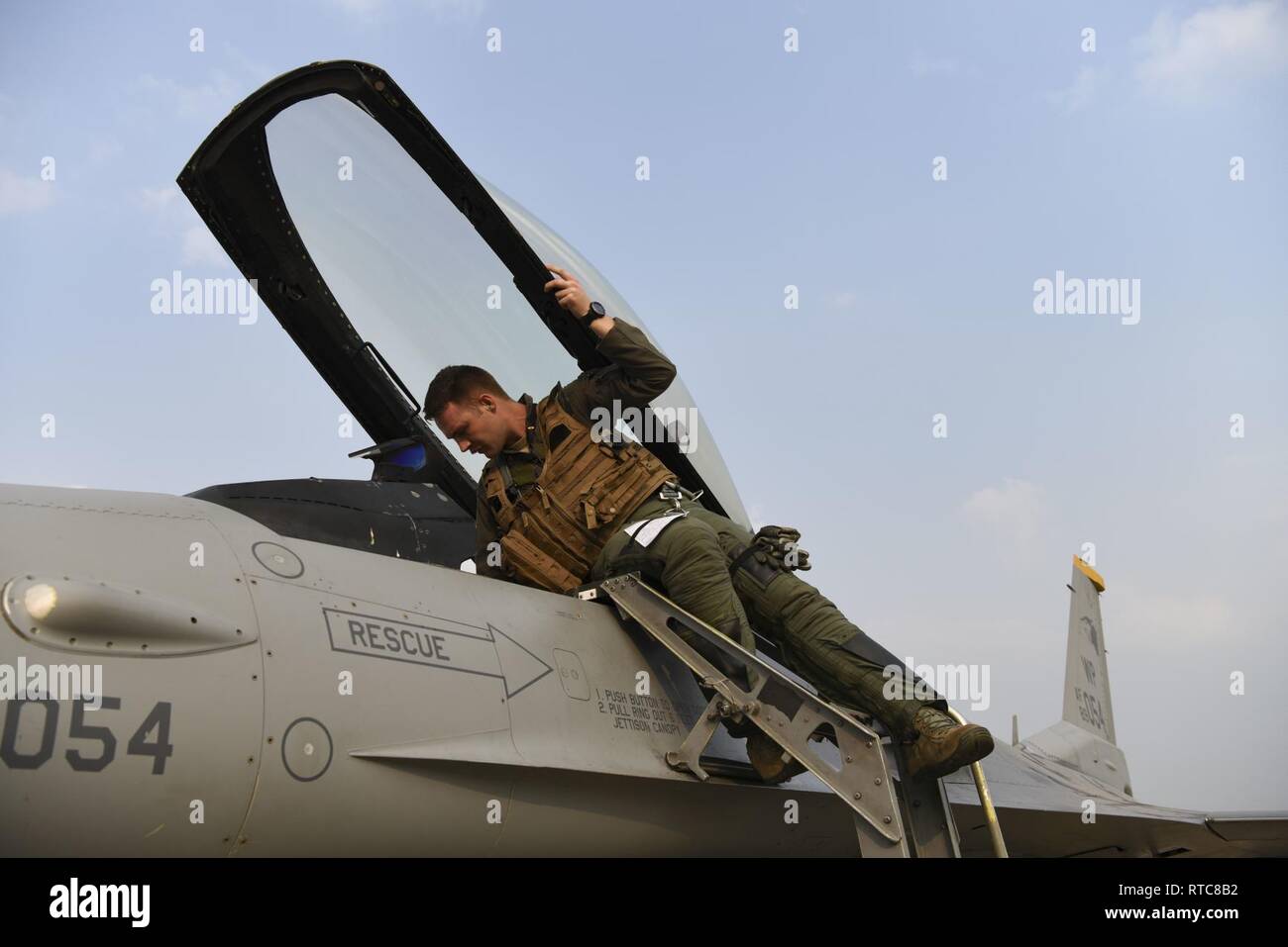 U.S. Air Force 1st Lt. Logan Barfuss, 35th Fighter Squadron pilot ...