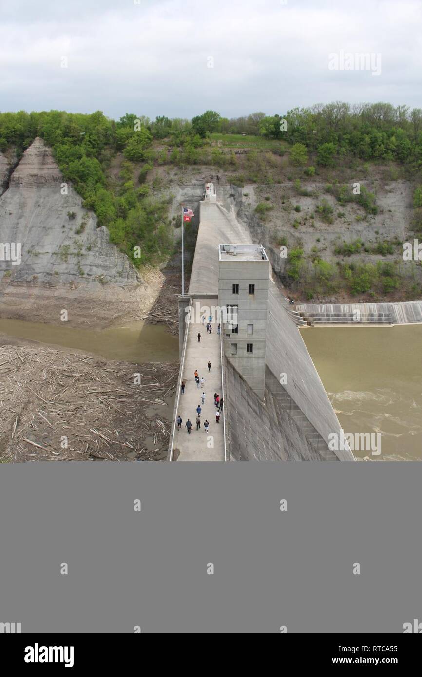 Aerial view of the Mount Morris Dam and visitors located in Mount ...