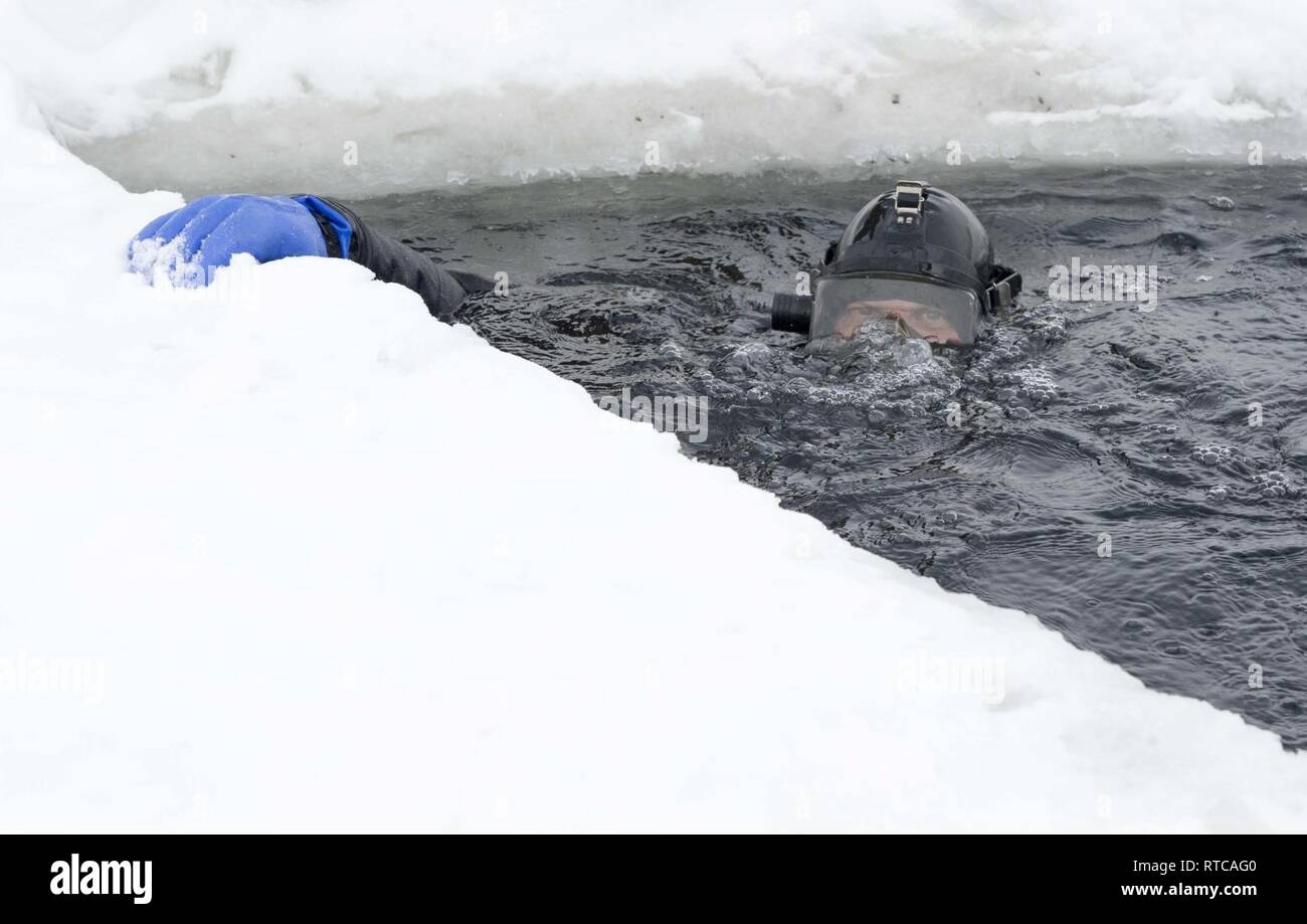 LITTLE FALLS, Minn. (Feb. 12, 2018) Senior Chief Navy Diver Eric Eberle ...
