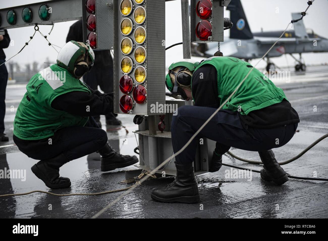 Visual landing aid hi-res stock photography and images - Alamy
