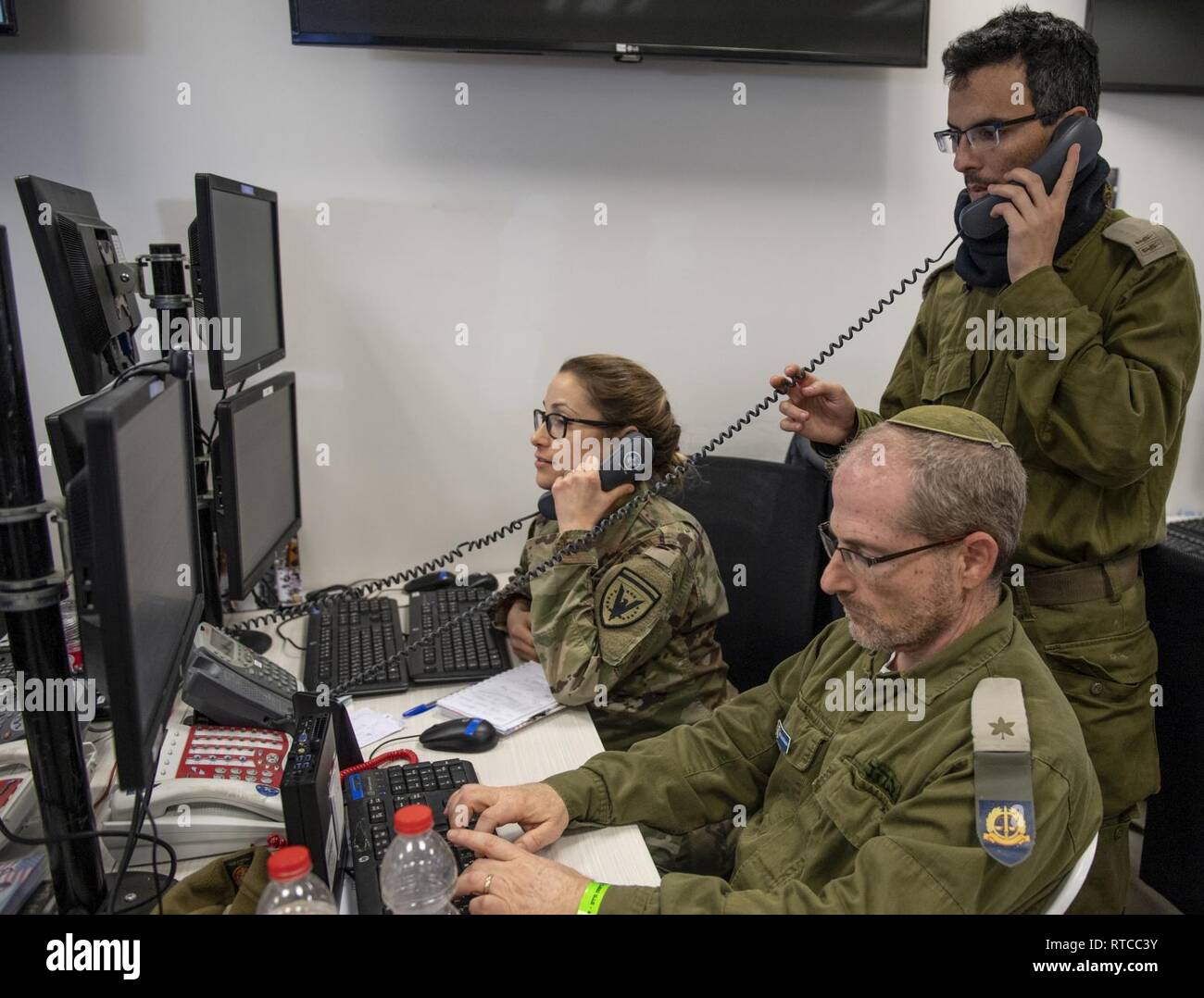 S 13 idf hi-res stock photography and images - Alamy