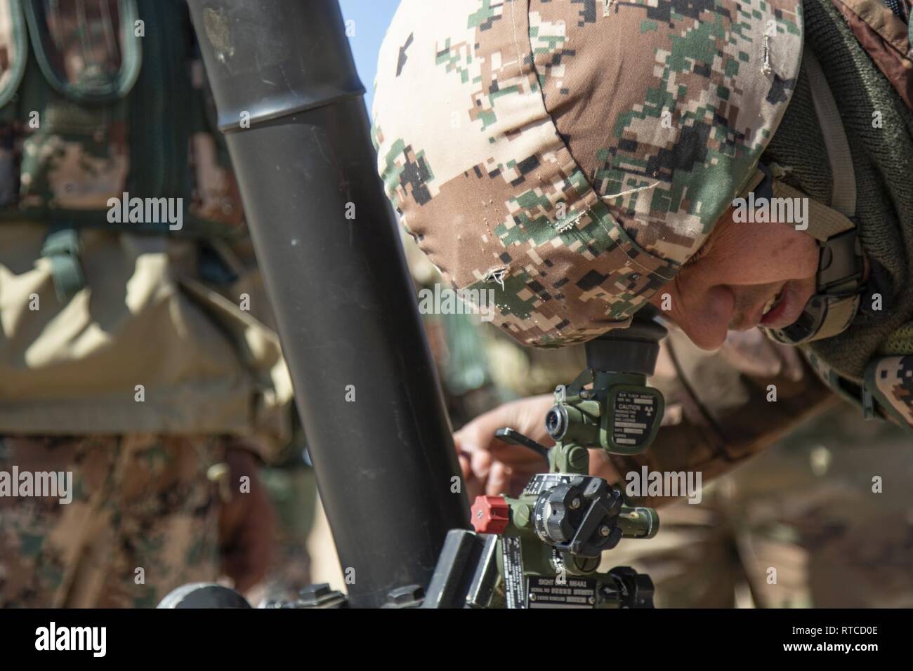 Mortar firing technique hi-res stock photography and images - Alamy