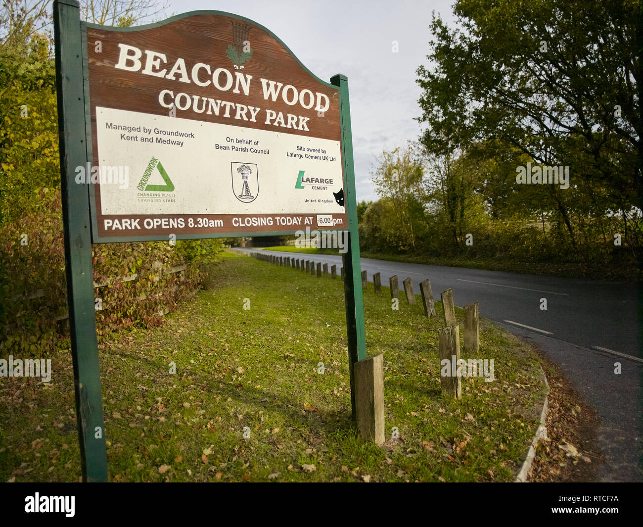 Beacon wood country park sign and entranceway, Kent, England Stock ...