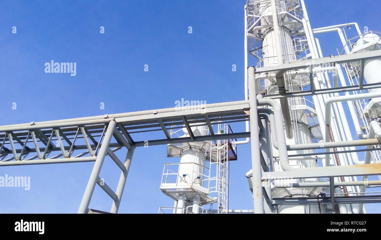 Distillation columns and heating furnace. The equipment for oil ...