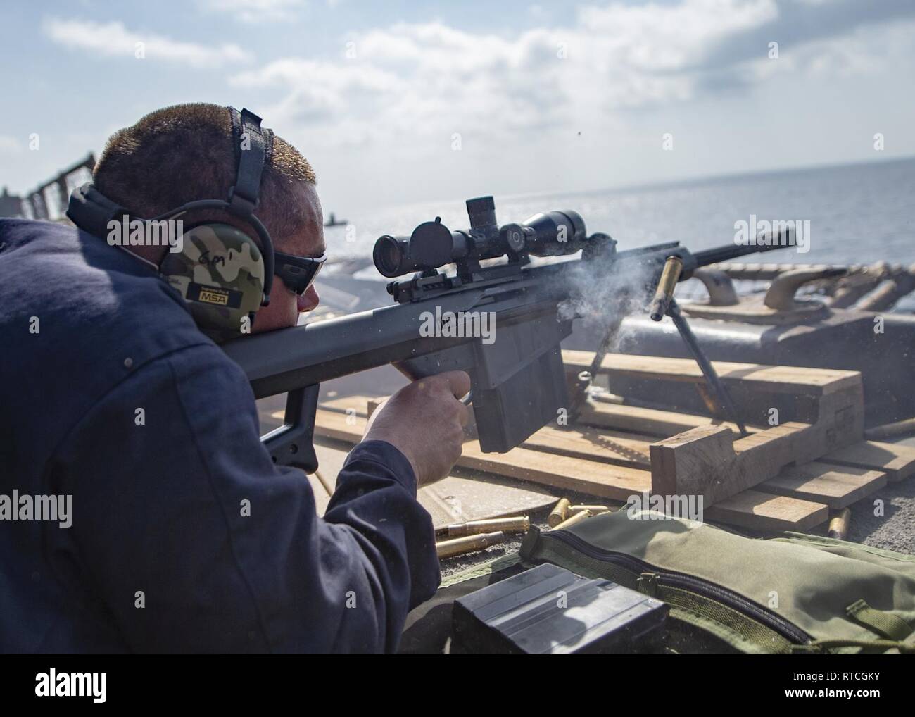 50 cal sniper rifle hi-res stock photography and images - Alamy
