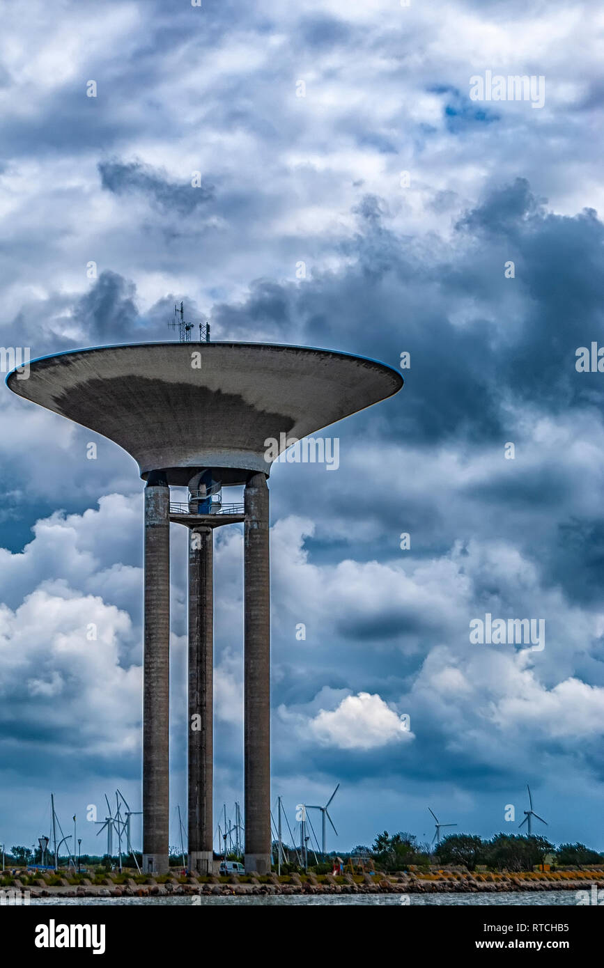 Rounded towers hi-res stock photography and images - Alamy