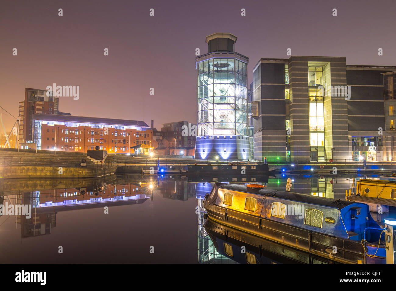 Reflections at the Royal Armouries Museum at Leeds Dock Stock Photo - Alamy