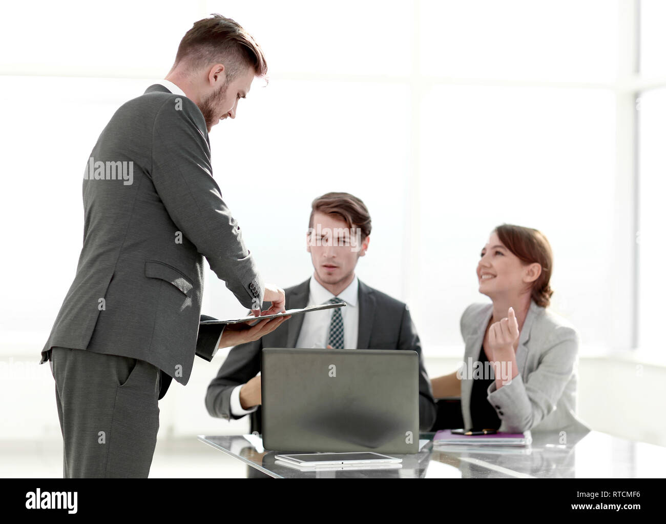 employees in the workplace in the office Stock Photo - Alamy