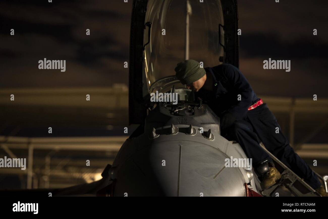 U.S. Air Force Senior Airman Eric Conner, 20th Aircraft Maintenance ...