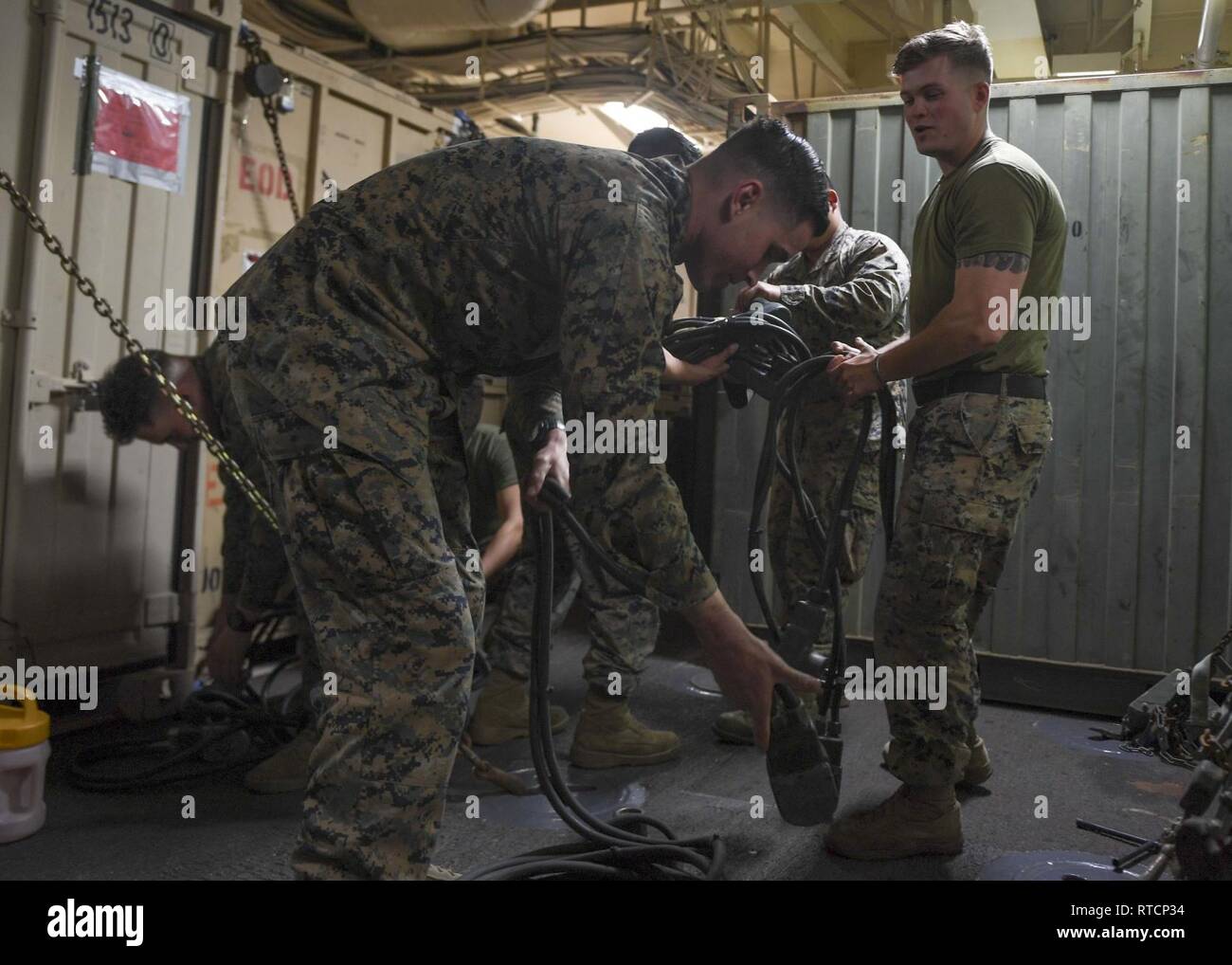 Slave unit hi-res stock photography and images - Alamy