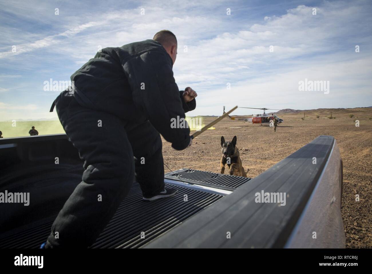 Mwd handlers hi-res stock photography and images - Alamy