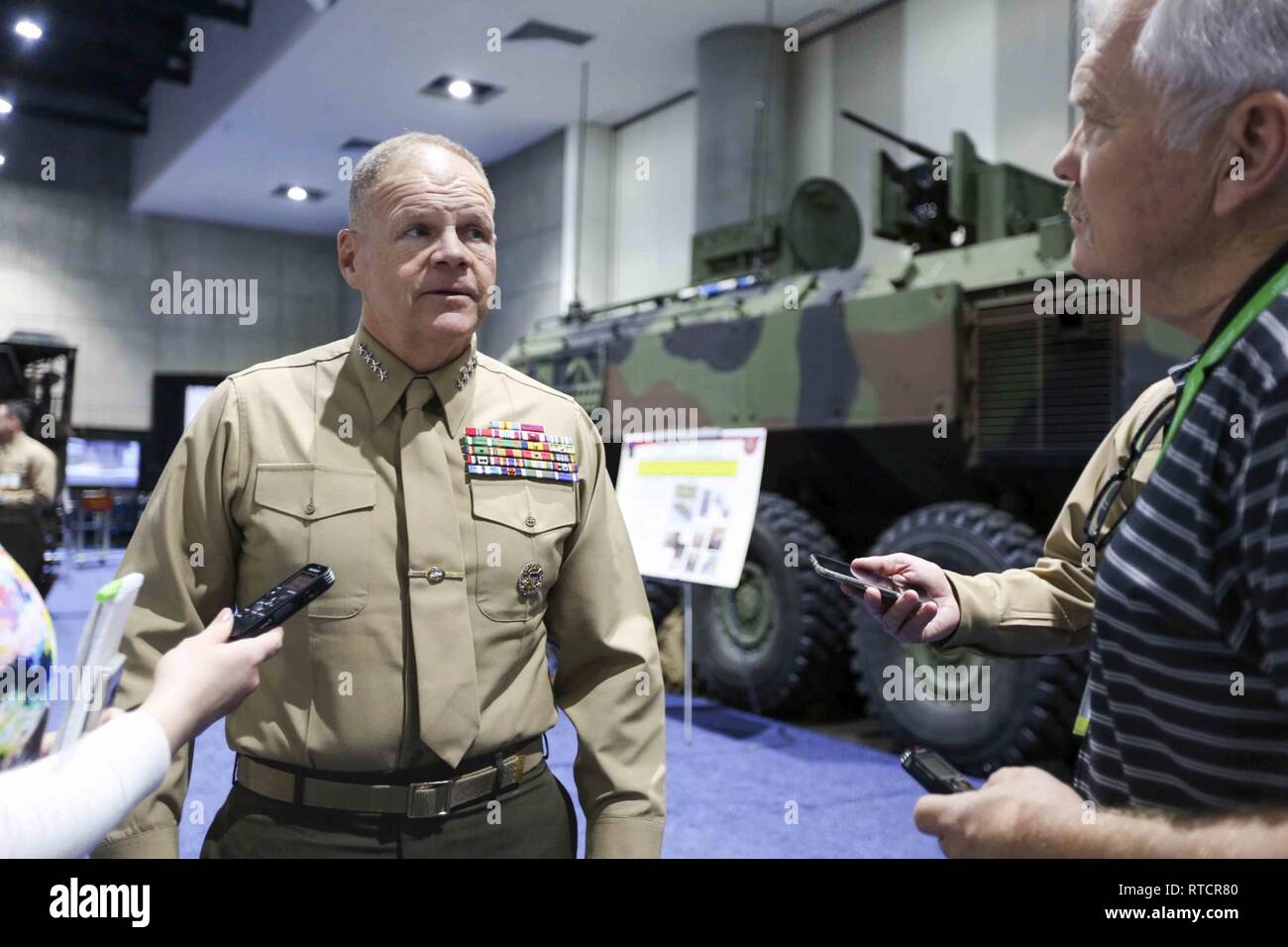 Usmc acv hi-res stock photography and images - Alamy