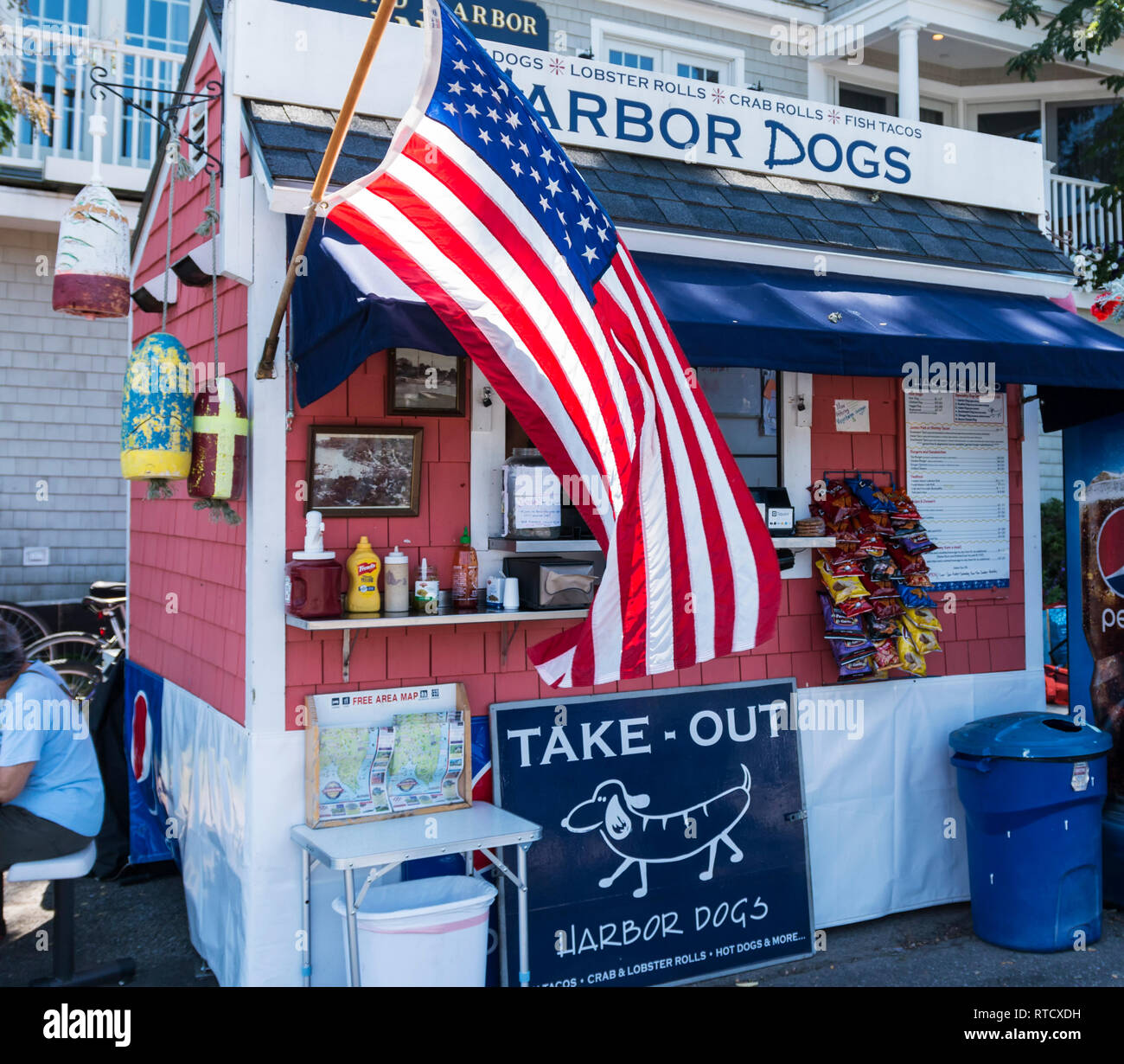 Red hot dogs hi-res stock photography and images - Alamy