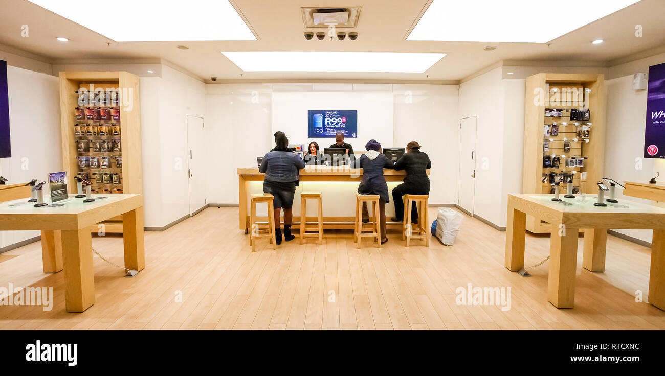 Mobile cell phone store repair hi-res stock photography and images - Alamy