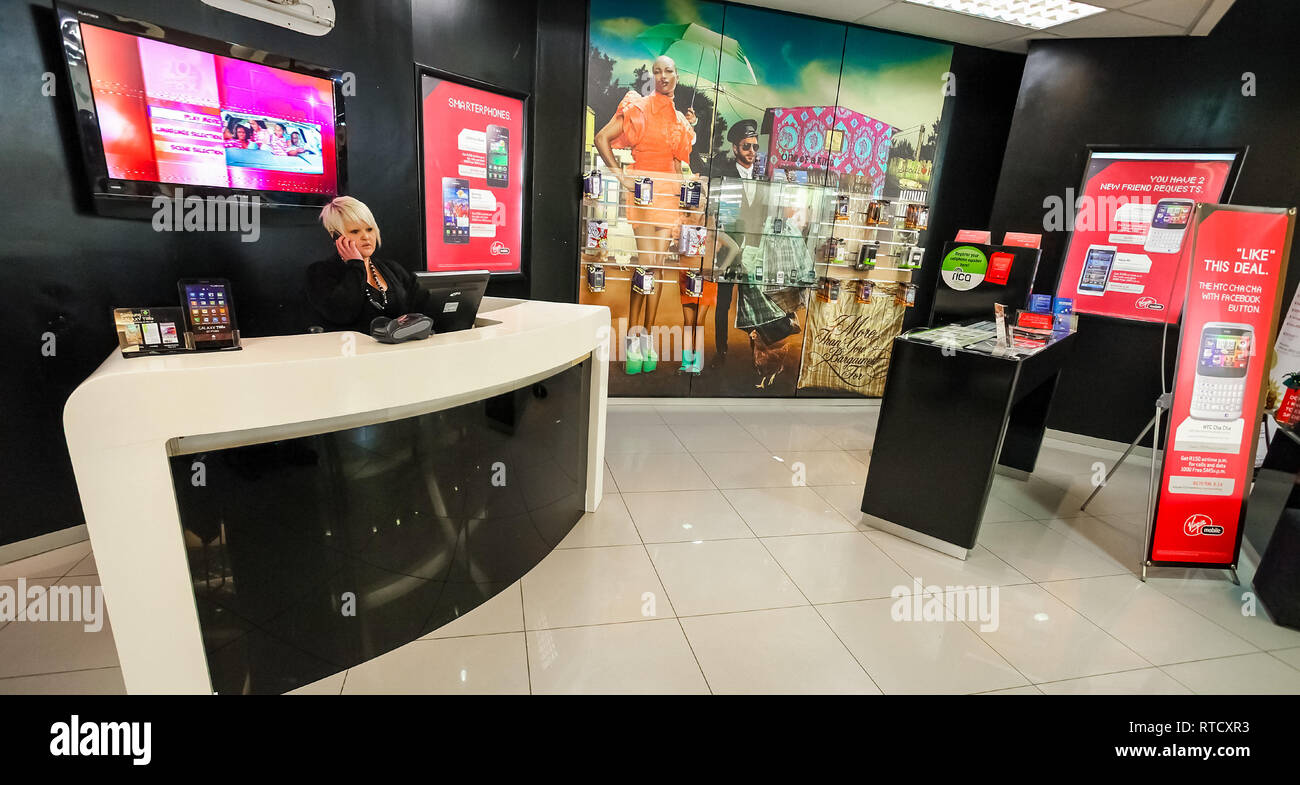 Virgin mobile phone contract hi-res stock photography and images - Alamy