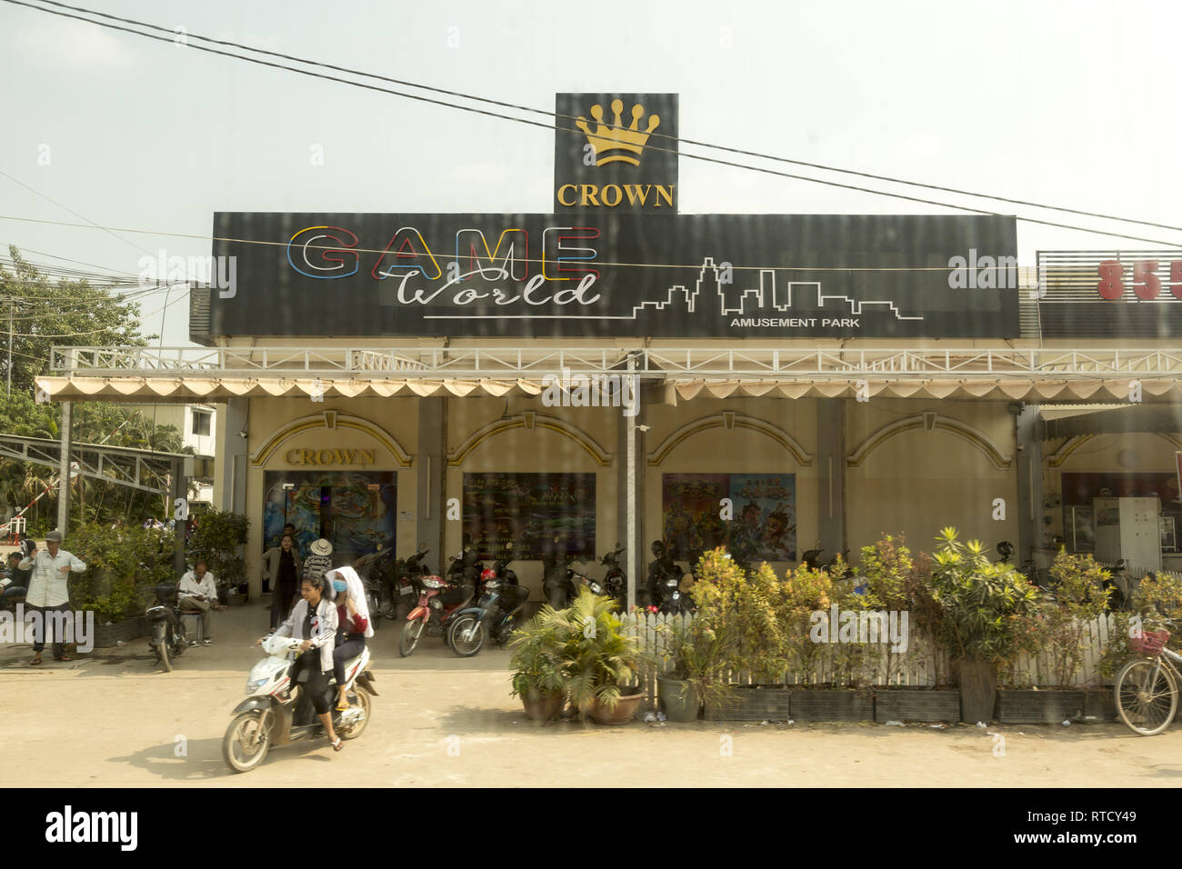 Cambodia border crossing hi-res stock photography and images - Alamy