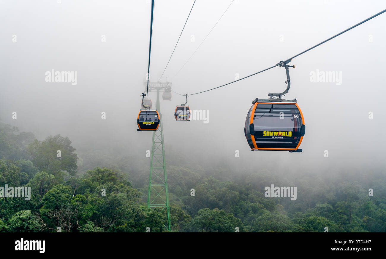 Cable car at the Ba Na Hills resort in Vietnam Stock Photo - Alamy