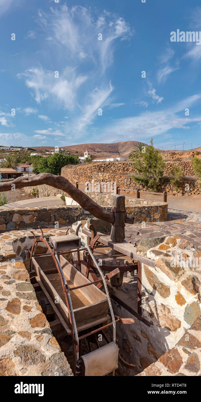 Driven well hi-res stock photography and images - Alamy