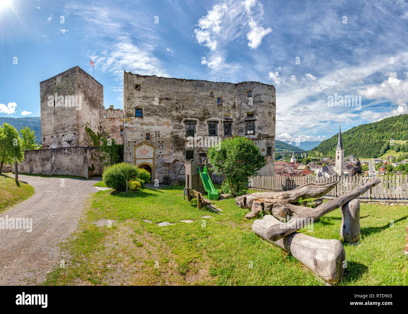 Alte burg hi-res stock photography and images - Alamy