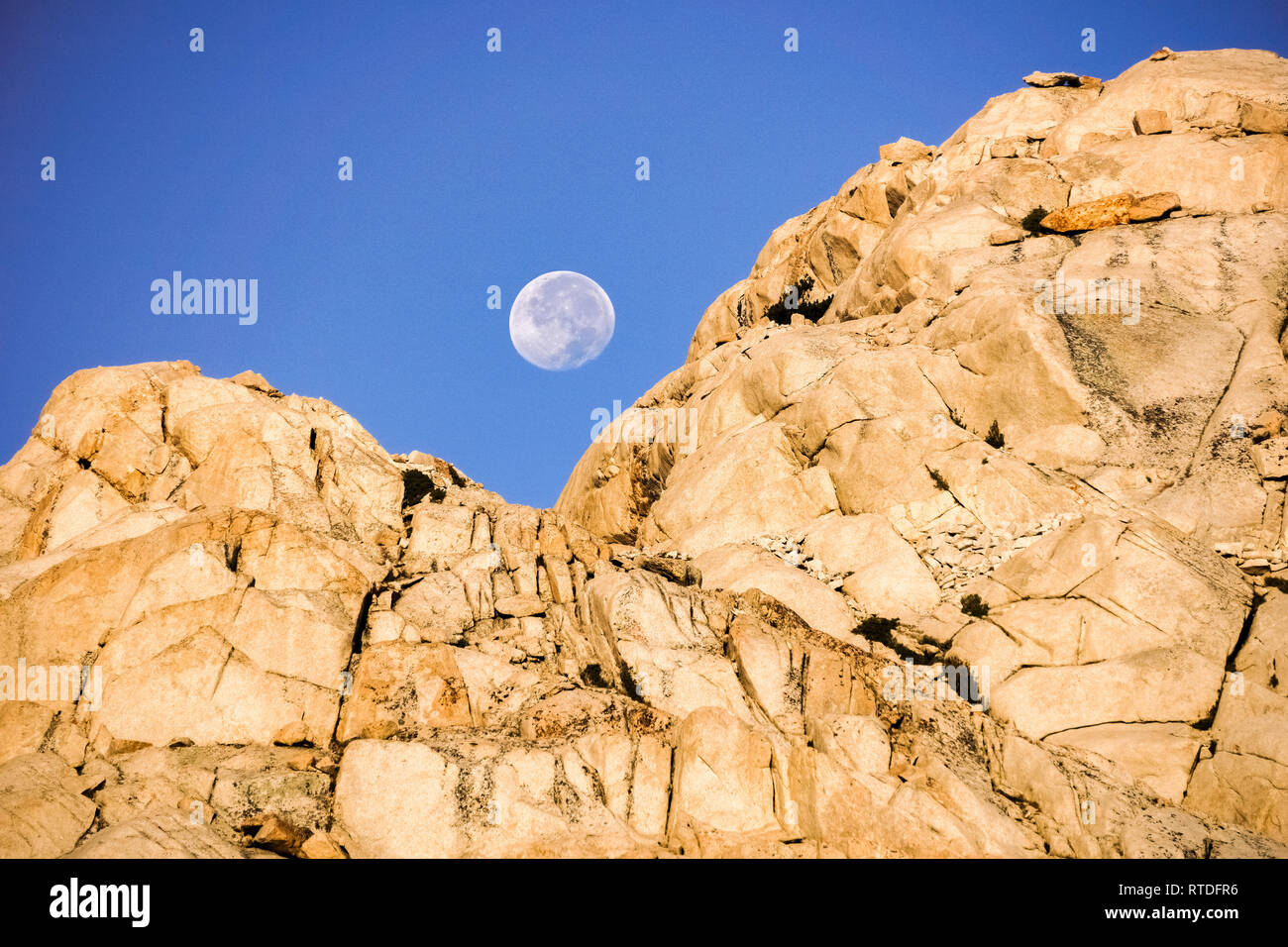 Hiking mount whitney trail hi-res stock photography and images - Alamy