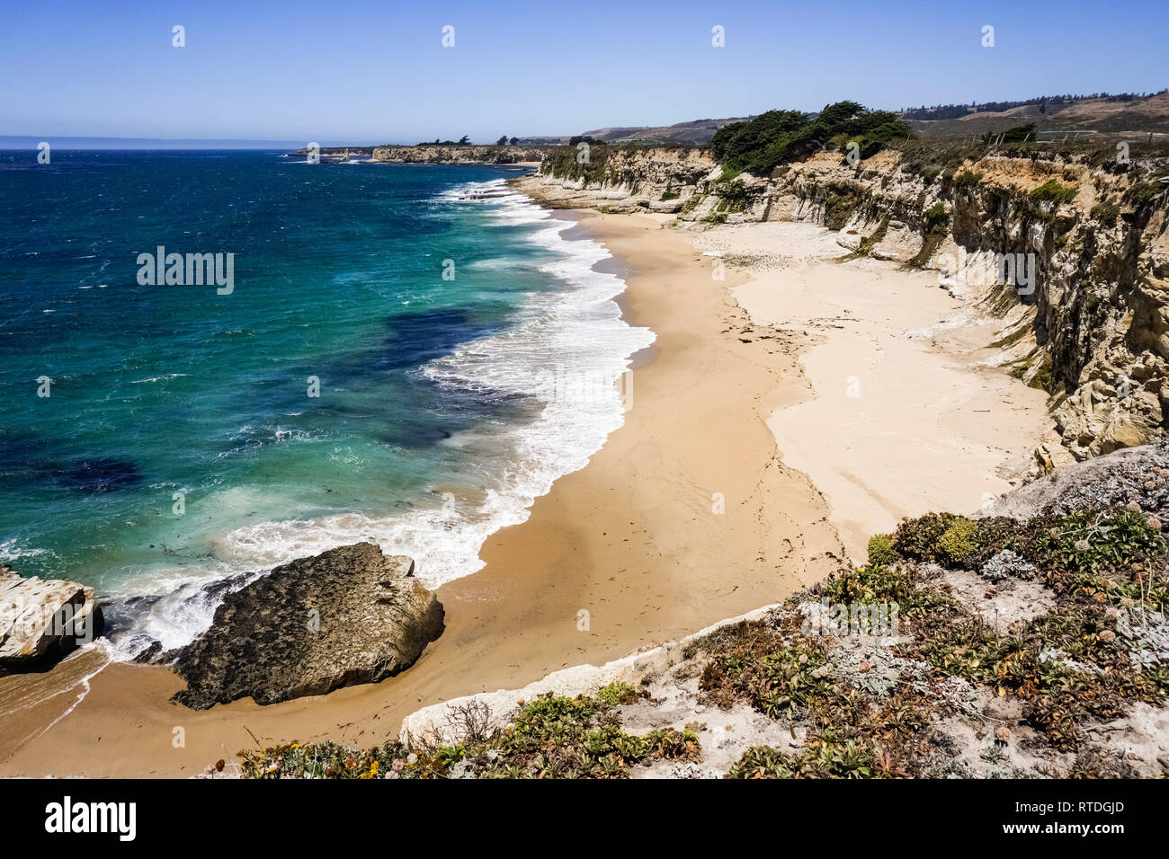 Beaches and cliffs on the Pacific Coast, California Stock Photo - Alamy