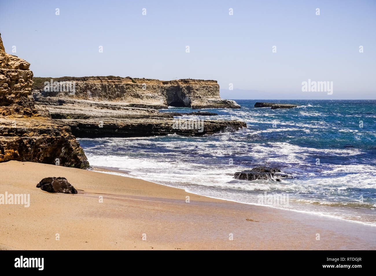 Sandy beach on the Pacific Coastline, California Stock Photo - Alamy