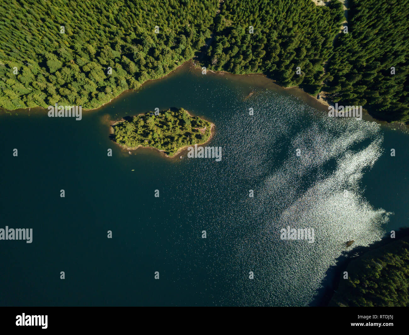 Lake kenyon hi-res stock photography and images - Alamy
