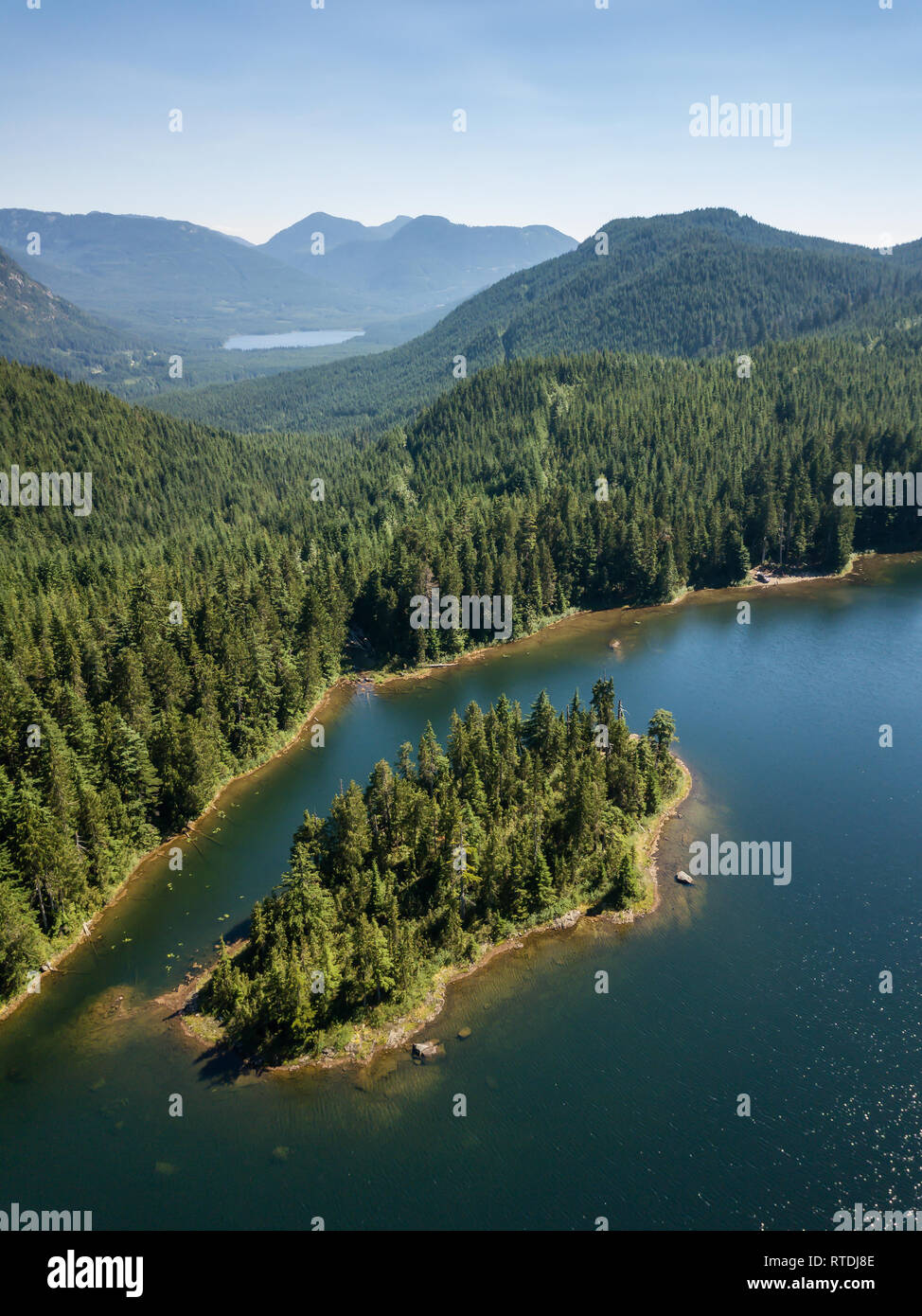 Lake kenyon hi-res stock photography and images - Alamy