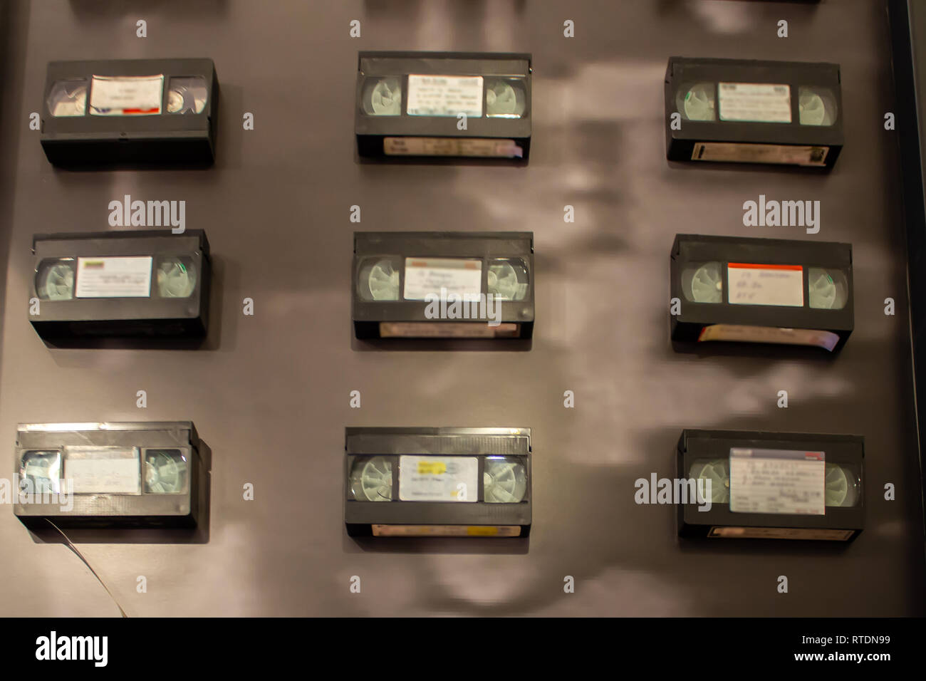 Vhs cassettes hi-res stock photography and images - Alamy