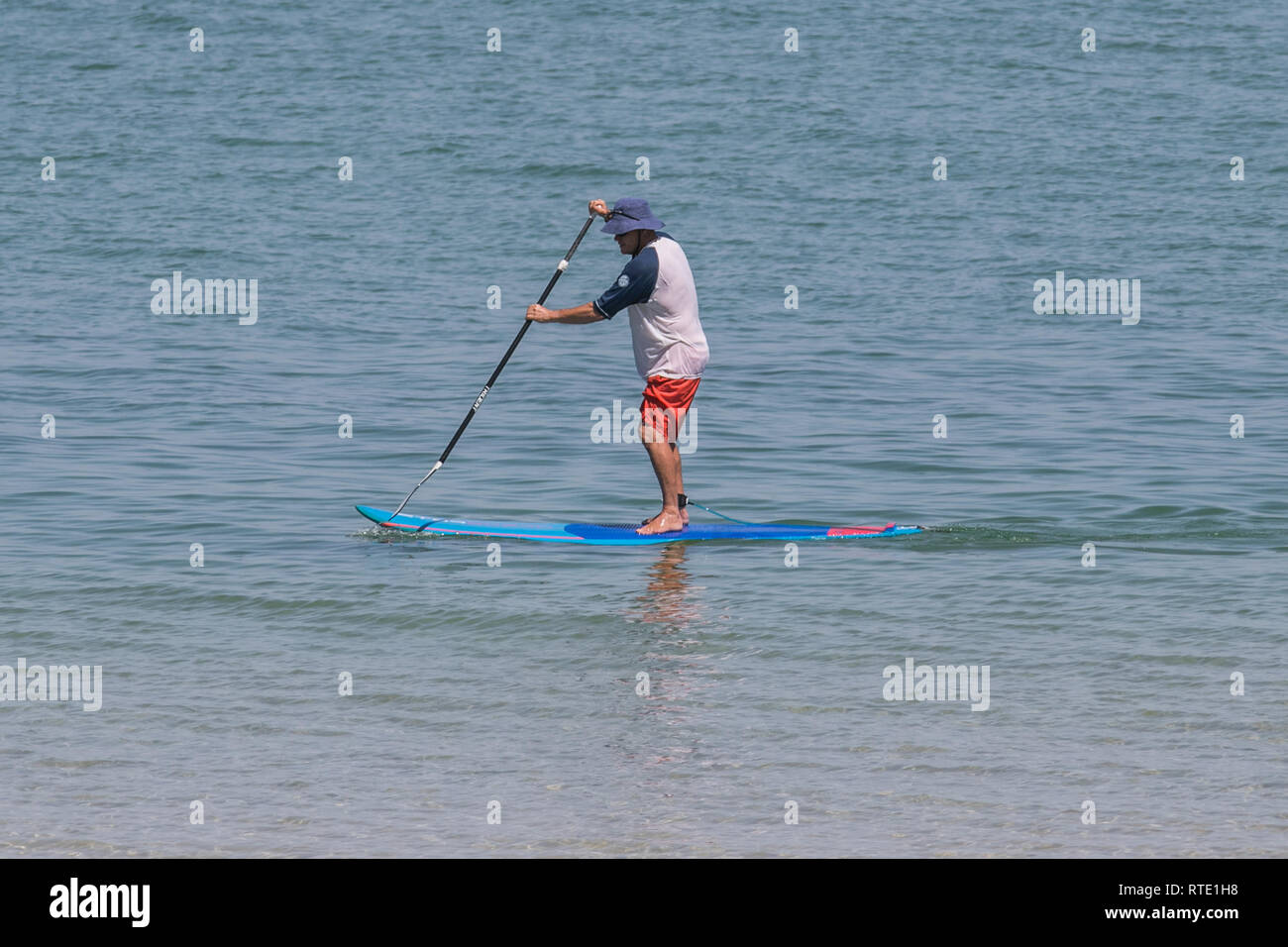 Man sweltering heat hi-res stock photography and images - Alamy