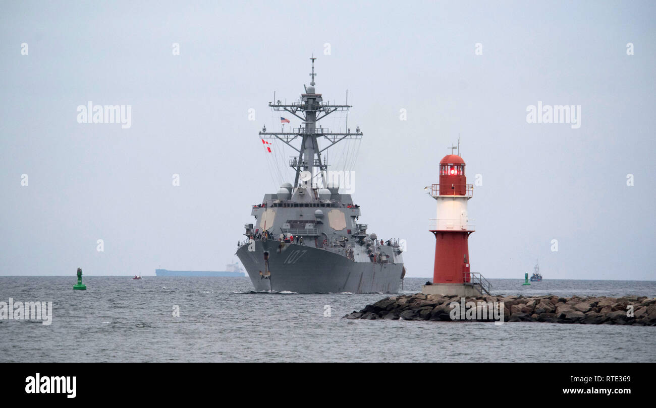 Rostock, Germany. 01st Mar, 2019. The US destroyer "Gravely" enters the ...