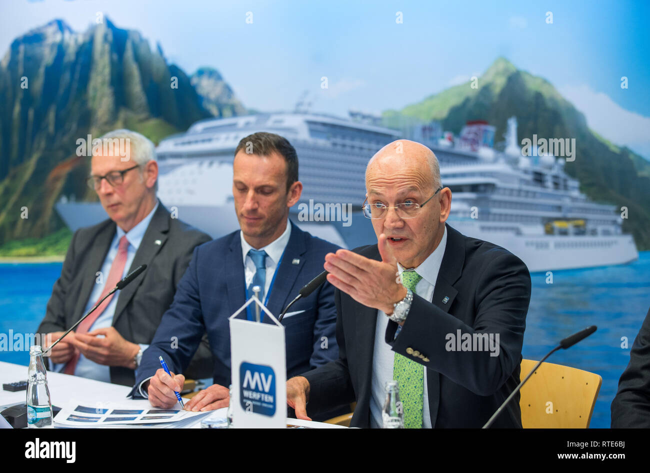 Rostock, Germany. 01st Mar, 2019. The head of MV yards, Peter Fetten (r ...