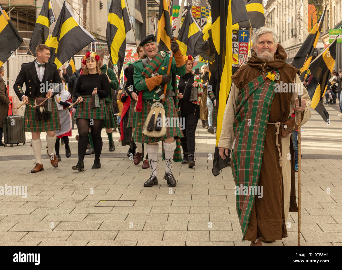 St davids day daffodil costume hi-res stock photography and images - Alamy