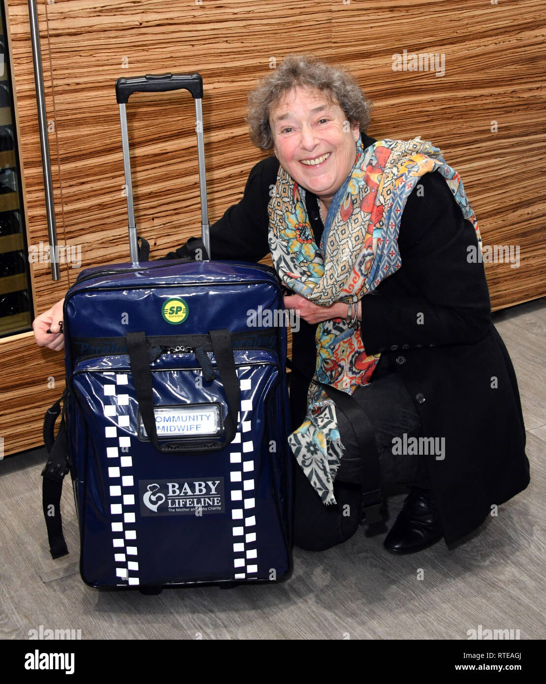 Call the midwife lucille hi-res stock photography and images - Alamy