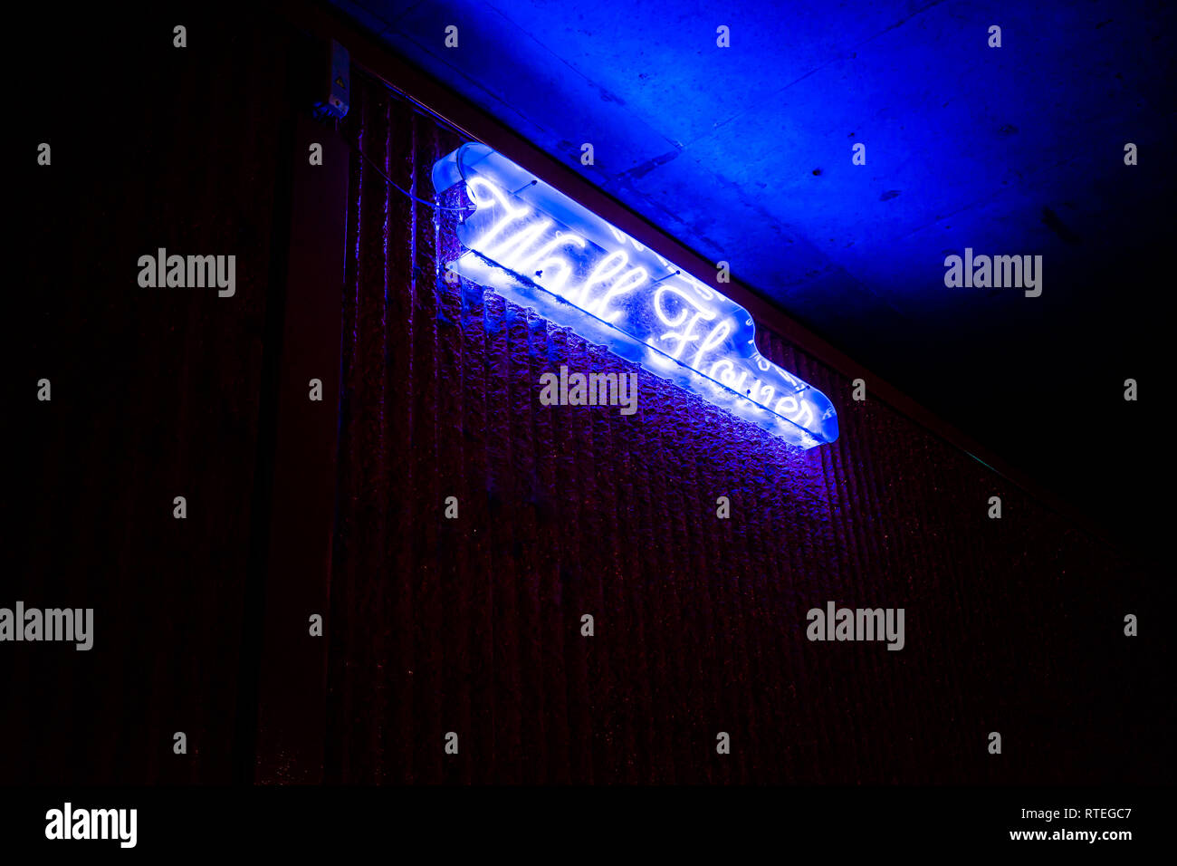 Neon buzzing hi-res stock photography and images - Alamy