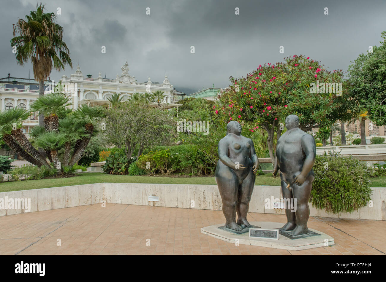 MONACO SEP 2018 a bronze sculpture of Adam and Eve in monaco Stock ...