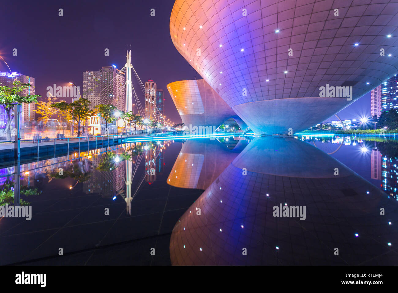 Incheon, South Korea - December 18, 2016: Tri-bowl Building at Central ...
