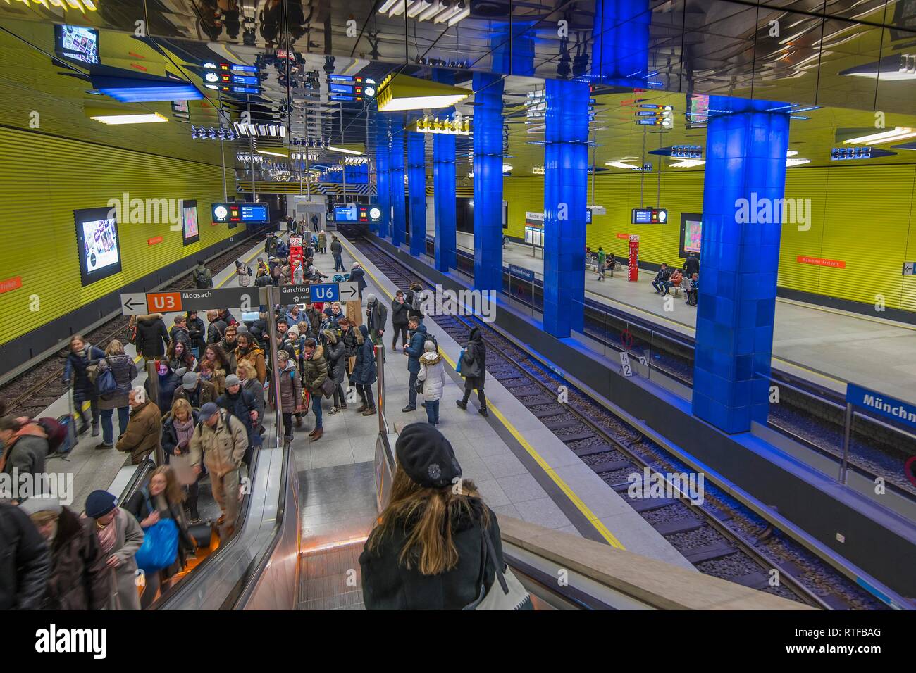 Munich metro hi-res stock photography and images - Alamy
