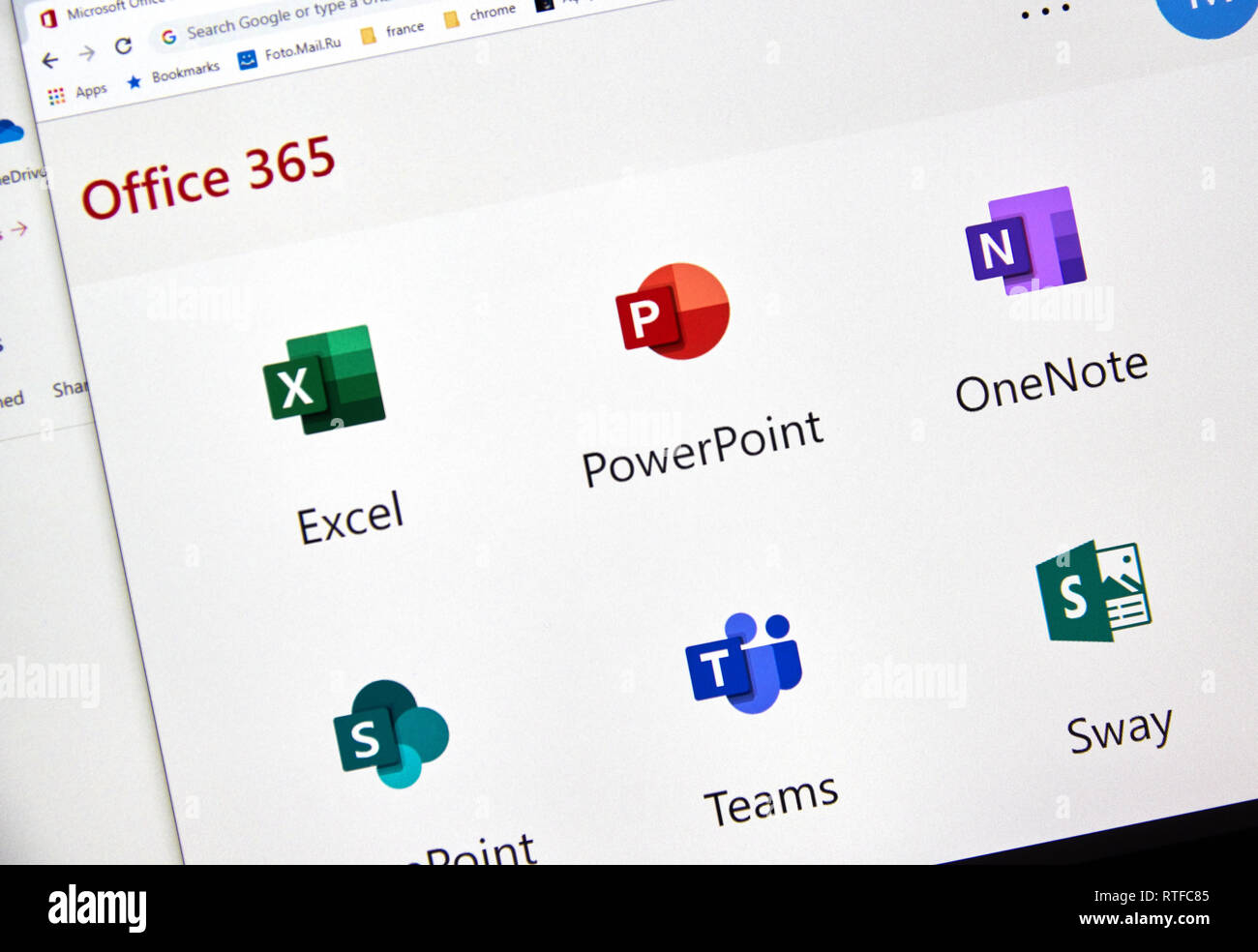 MONTREAL, CANADA - FEBRUARY 28, 2019: Microsofrt Office 365 new icons ...