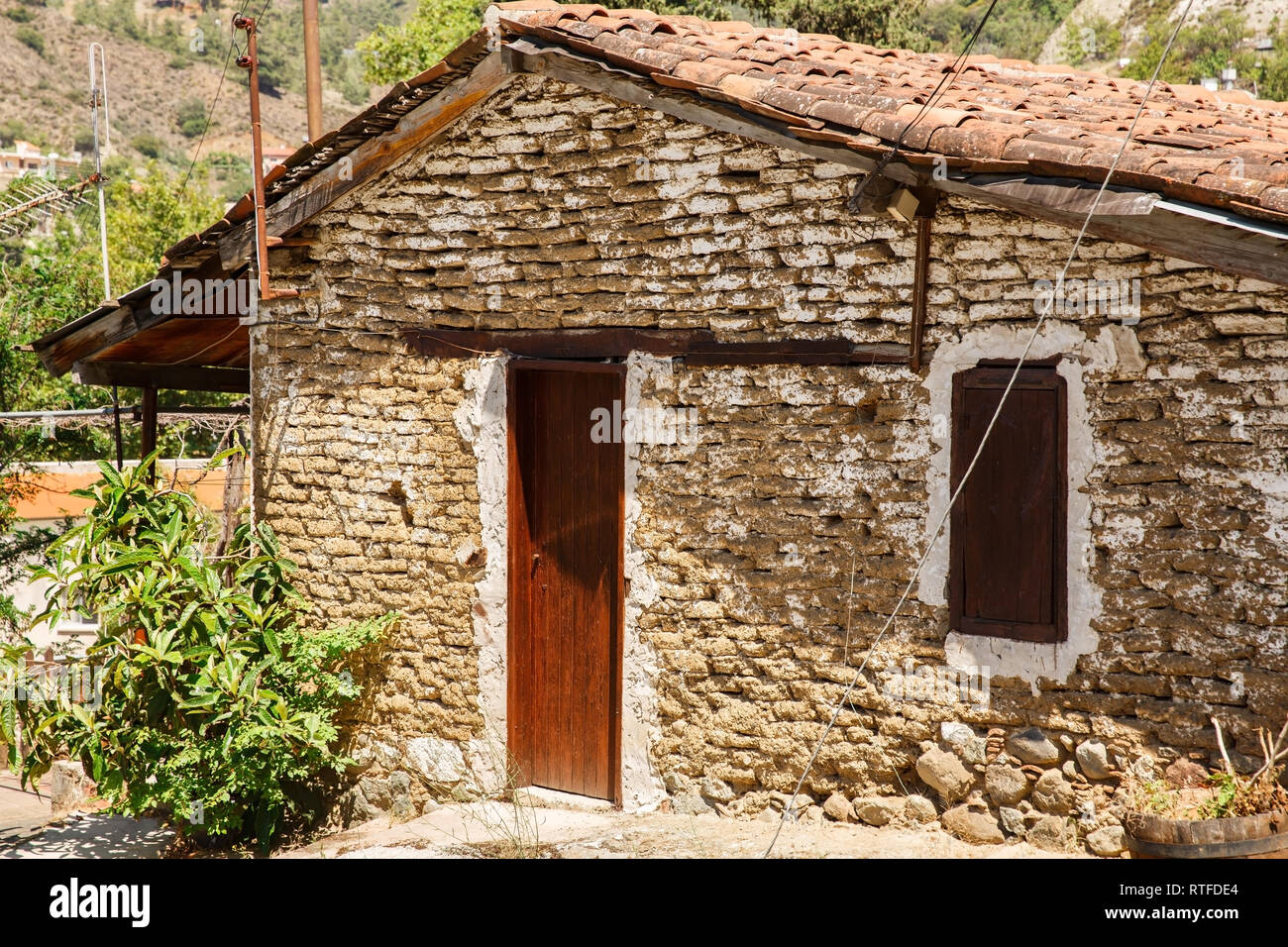Old house in Kakopetria village, Cyprus Stock Photo - Alamy