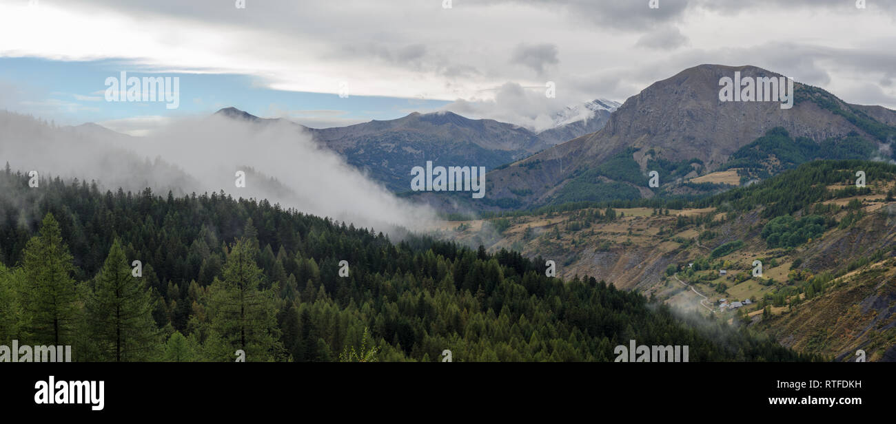 Lake allos hi-res stock photography and images - Alamy