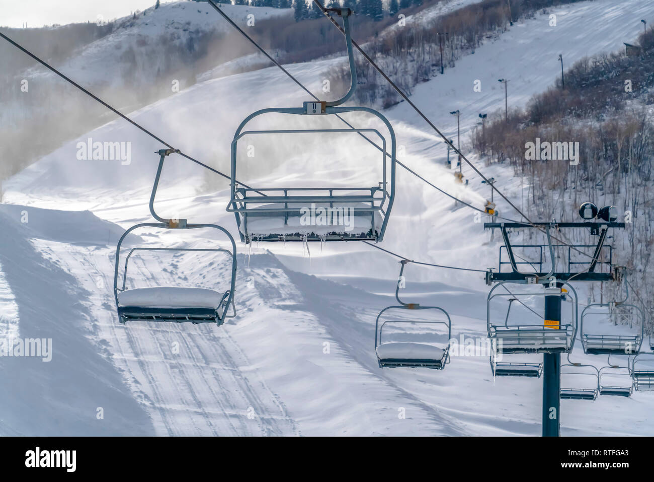 Chair lifts hi-res stock photography and images - Alamy