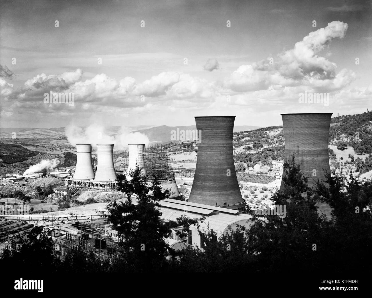 Larderello geothermal hi-res stock photography and images - Alamy