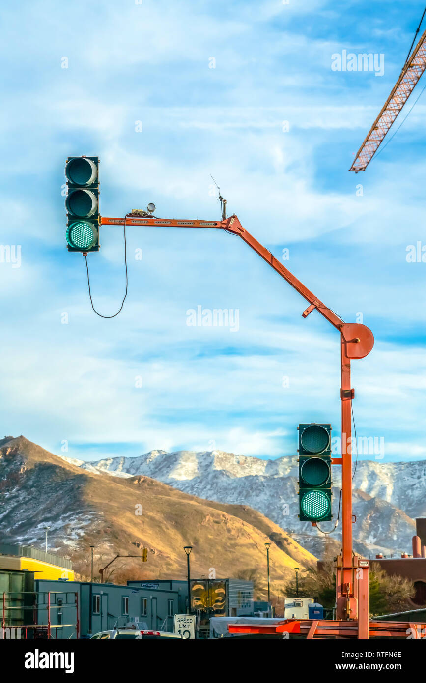 Crane light cloudy sky hi-res stock photography and images - Alamy