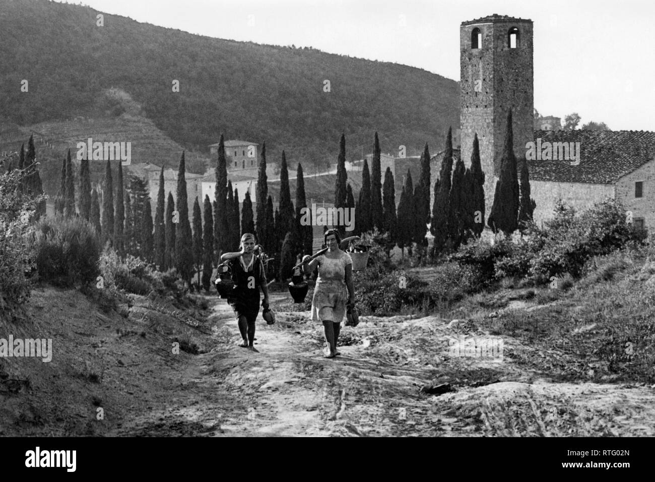 church, san baronto, tuscany, italy 1920 Stock Photo - Alamy