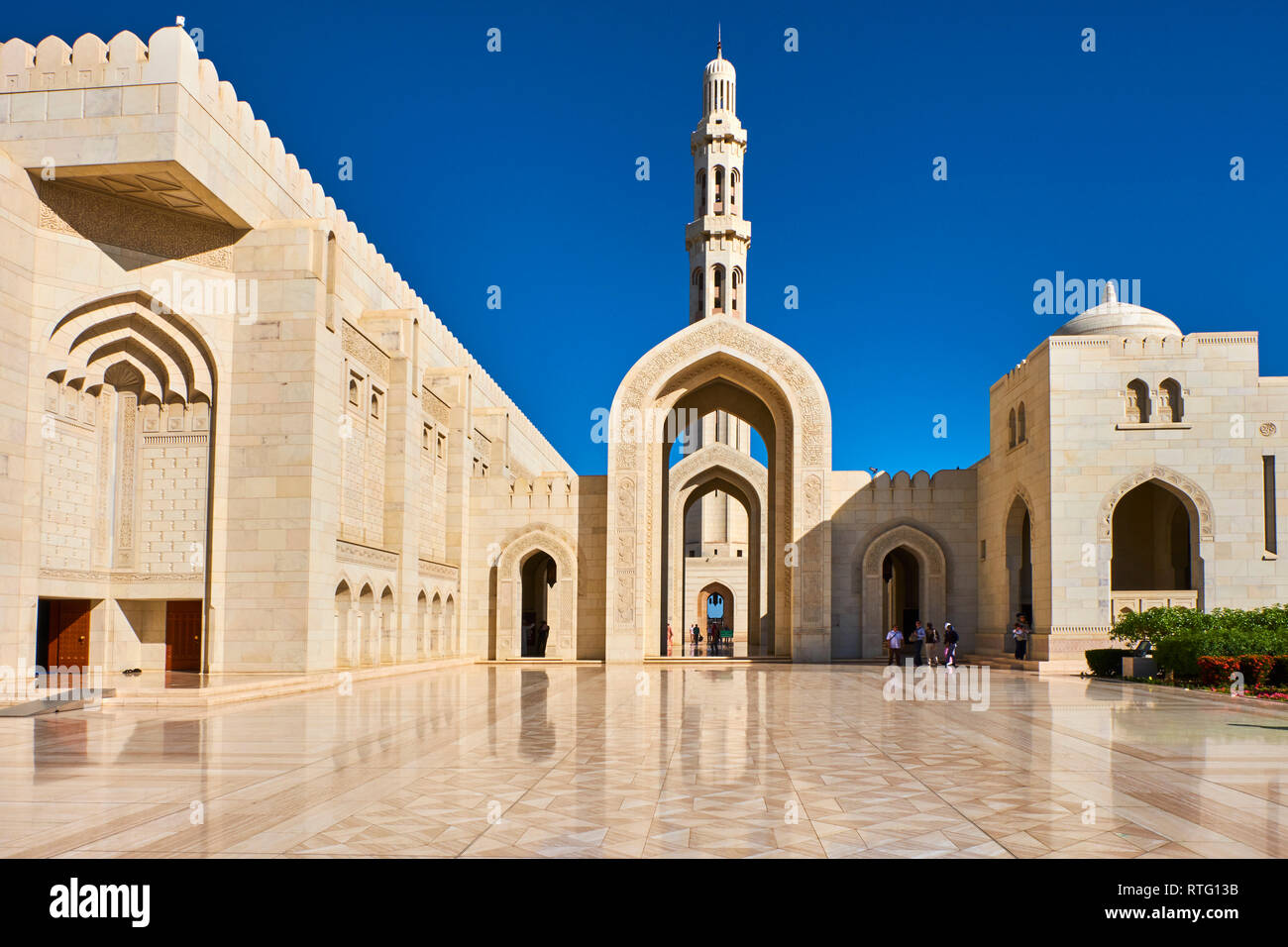Sultant of Oman, Muscat, Sultan Qaboos Grand Mosque Stock Photo - Alamy