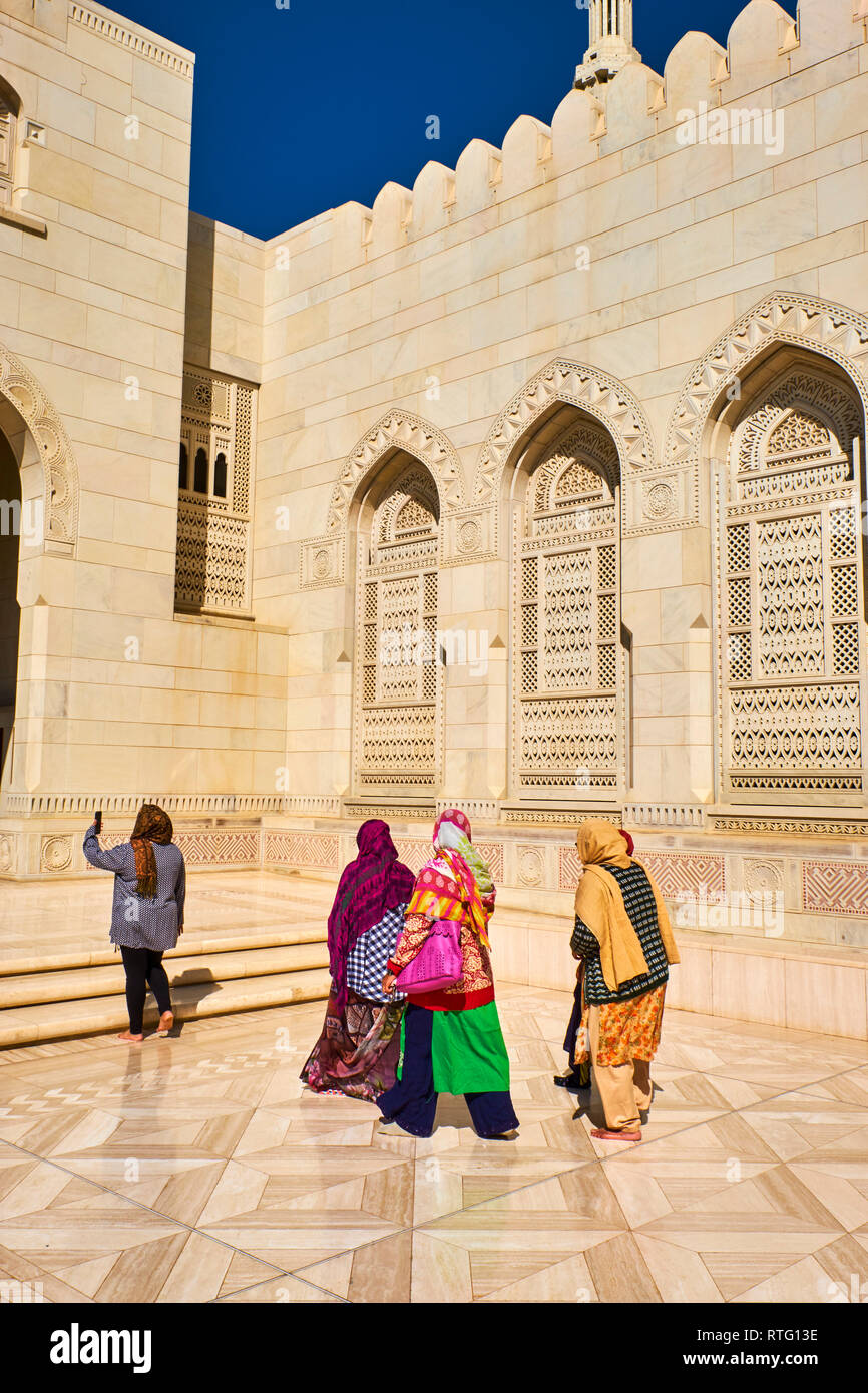 Sultant of Oman, Muscat, Sultan Qaboos Grand Mosque Stock Photo - Alamy
