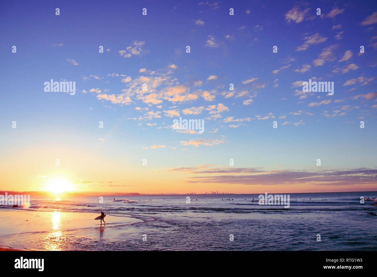 Snapper rocks hi-res stock photography and images - Alamy