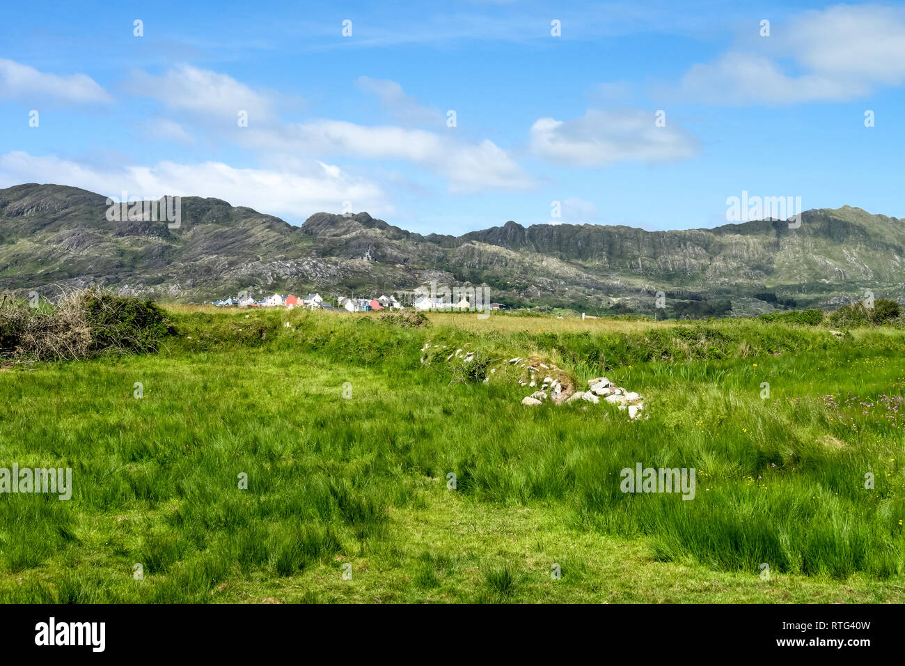 Landscape view in West Kerry, Beara peninsula, popular holiday home ...